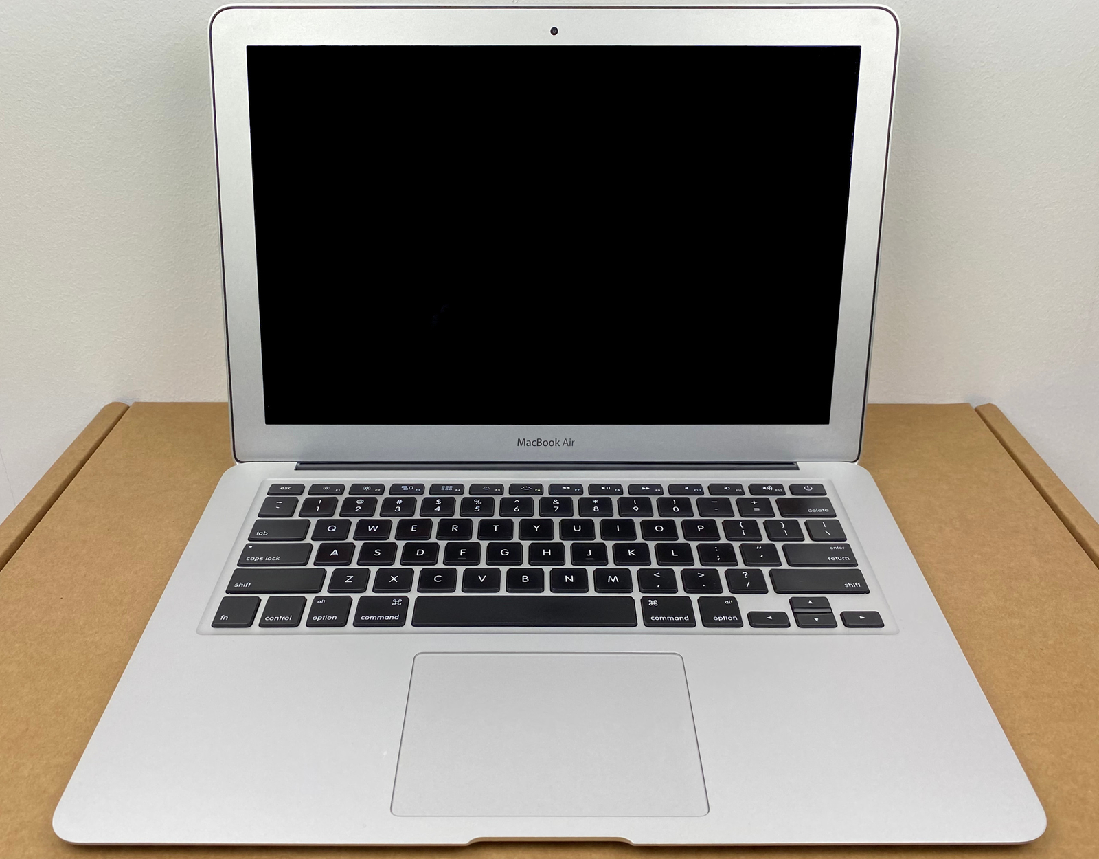 Laptop Apple Macbook Air A1369 i7 - 2 generacji / 4GB / 128GB SSD / 13 ...
