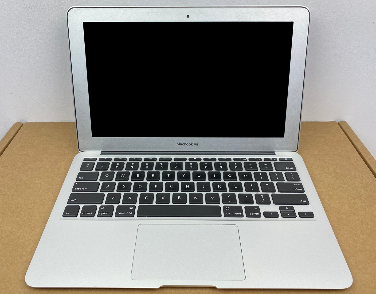 Laptop Apple Macbook Air A1370 i7 - 2 generacji / 4GB / 256GB SSD / 11 ...
